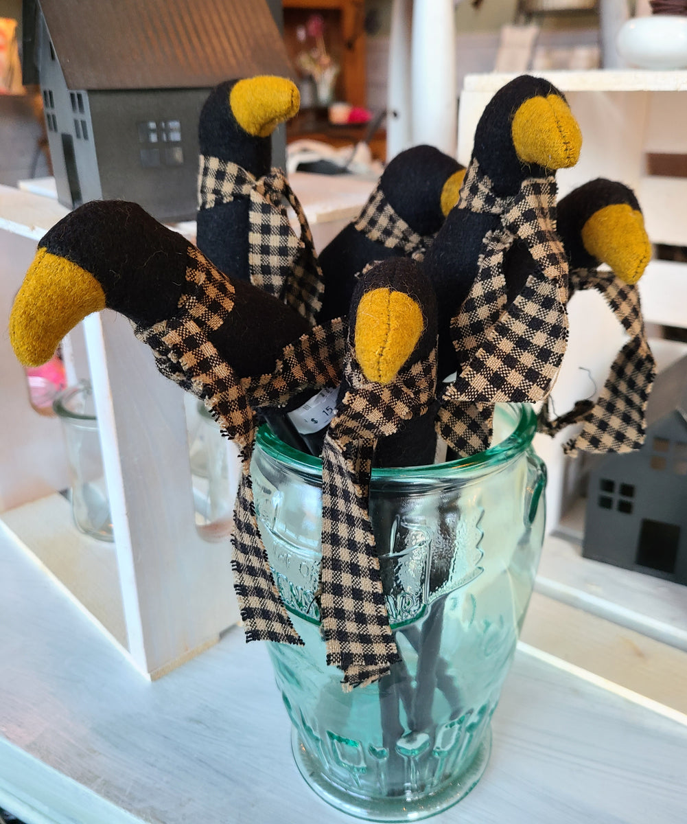 Crows on a Stick – Vintage Rustic Decor